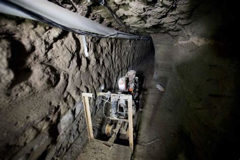 Photos See Inside El Chapos Prison Escape Tunnel Abc7 Chicago