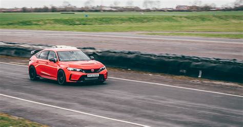 Revving Into The Weekend With The Stunning 11th Gen Honda Civic Type R