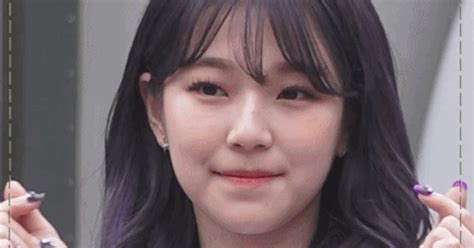 Md움짤 프로미스나인 백지헌 팬들을 향한 사랑의 하트