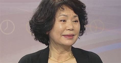 강렬한 카리스마배우 윤소정