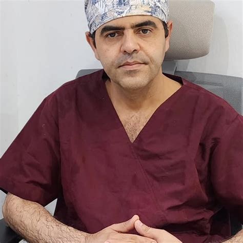 ‎د وحیدرضاحکمت فوق تخصص چشم وزیبایی پلک بلفاروپلاستی ولیفت پتوز‎ Dr