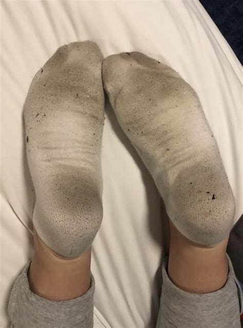 Who Loves My Smelly Socks 👿 R Usedsocks