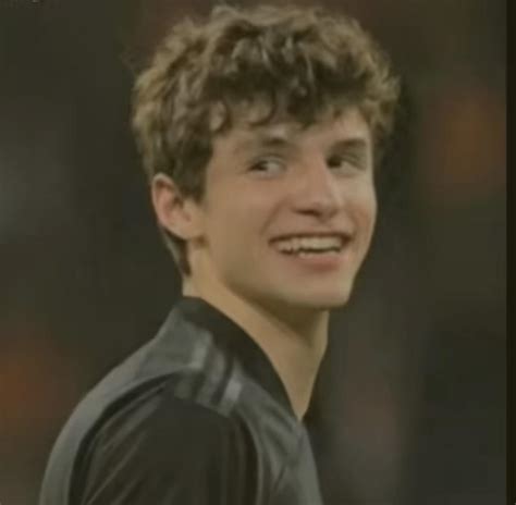 存图 托马斯穆勒thomas Müller 二娃小俊俏木了 知乎