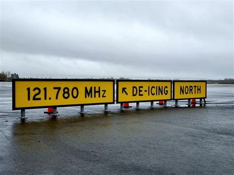 Why Is Visual Guidance So Important Ocem Airfield Technology