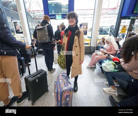 Ellen Rodda Before Boarding A Coach For Liverpool At Victoria Coach Station Central London To