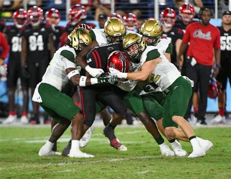 Fau Defeats Uab Behind Nkosi Perrys Three Touchdowns Fl Teams