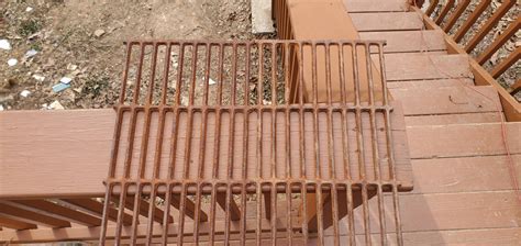 Rusty Grates R Smoking