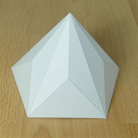 Paper Model Of A Pentagonal Decagonal Pyramid Triakis Pentagonal Pyramid Paper Models Paper