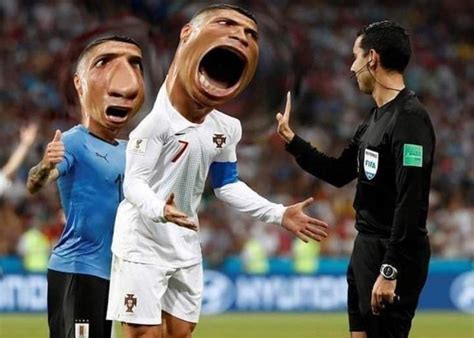 Funny Meme 😂 Ronaldo🤦🏻‍♀️ Funny Football Pictures Football Funny