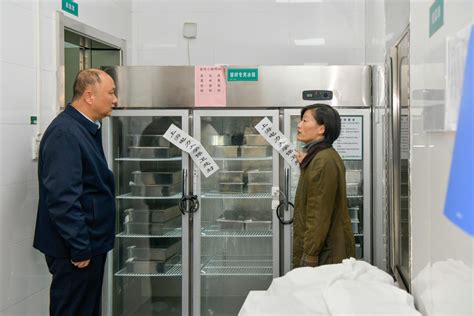 以练筑防 护航舌尖安全——我校举办食品安全突发事件应急演练活动