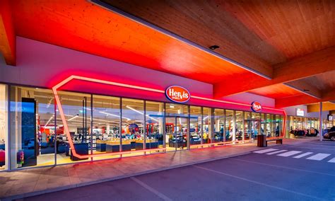 Spar Verkauft Hervis → Regal