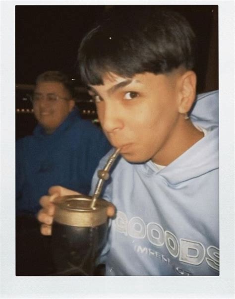 120 Ideas De Milo J Artistas Famosos Cantantes Cantantes Famosos Divertidos