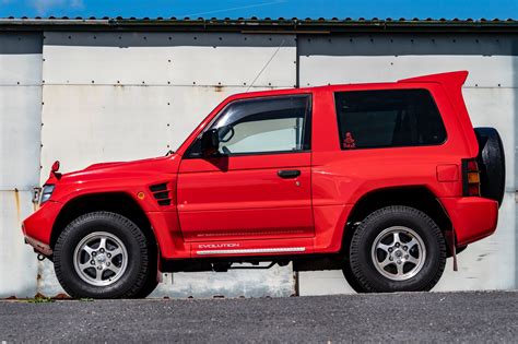 My Feedly For Sale A Rare Mitsubishi Pajero Evolution “king Of The