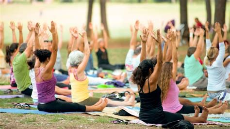 Eastern Vs Western Yoga Whats The Difference