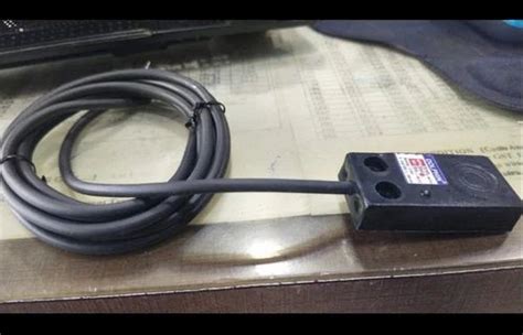 Square Type Proximity Sensor At ₹ 350 Piece Proximity Switch In Vadodara Id 2854293241233