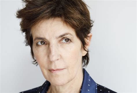 Stanislas Nordey Met En Scène Le Voyage Dans Lest De Christine Angot