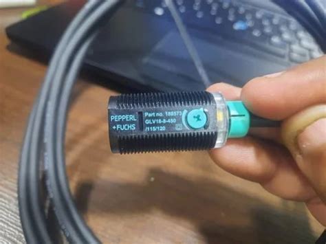 Glv18 8 450 115120 Pepperl Fucks Diffuse Mode Sensor Part