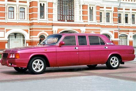 ГАЗ-3102 в обвесе Excellent Cardinal: как в 90-ые дорабатывали "Волги"