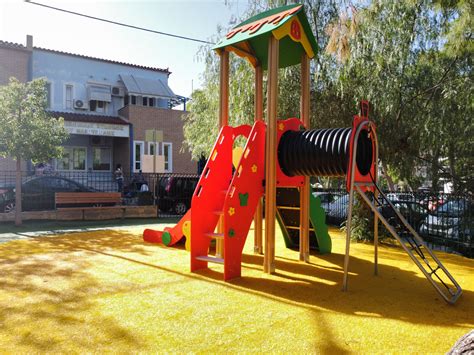 Ηλιούπολη Σαν καινούργια έγινε η παιδική χαρά στην Κύπρου και