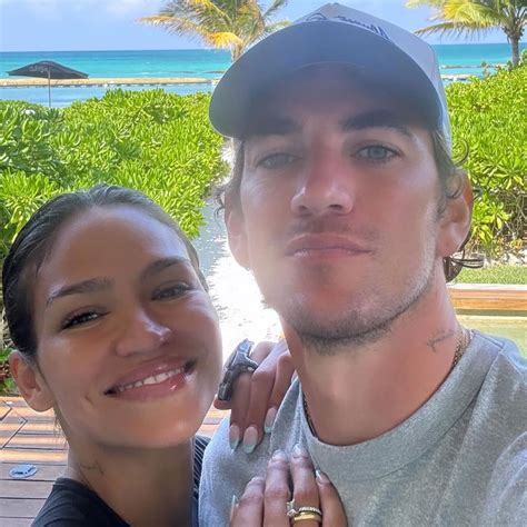 Who Is Cassie Venturas Husband Alex Fine