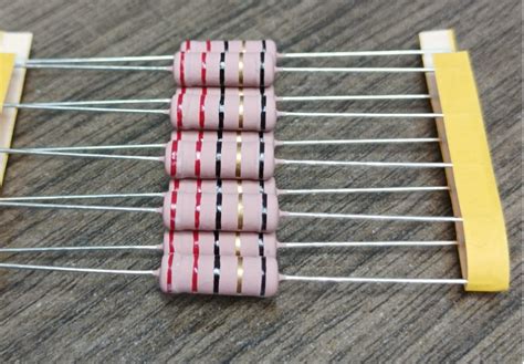 Como Diferenciar Um Resistor De Grafite De Um Resistor De Fio Metálico Eletrônica Clube Do Como Diferenciar Um Resistor De Grafite De Um Resistor De Fio Metálico Eletrônica Clube Do