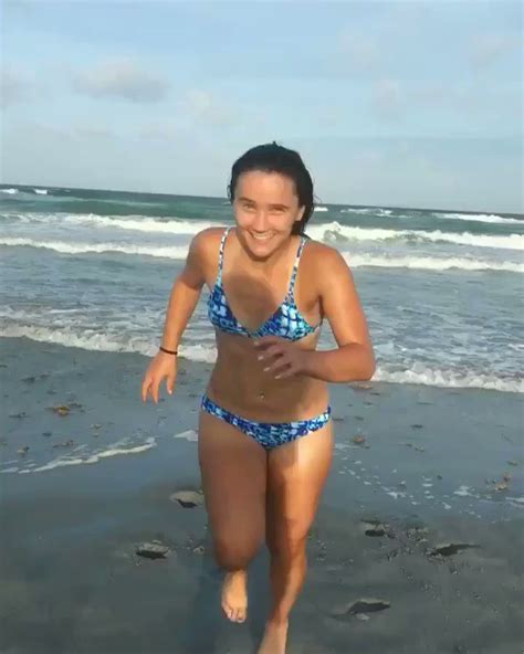 Lauren Davis Hot