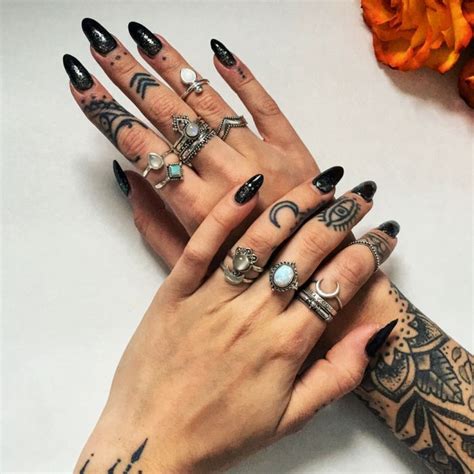 1001 Ideas Y Consejos De Tatuajes En Los Dedos Tatuajes En Los