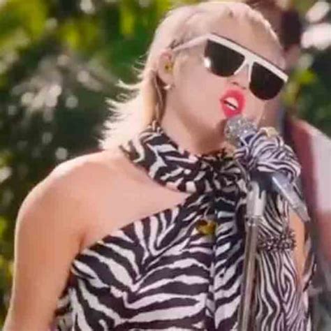 Miley Cyrus Popsugar Celebrity