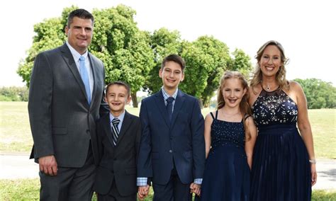 Meet Zakary Gracyn Ari Tracy And Jarrett Smith Of Smith Smiles Toy