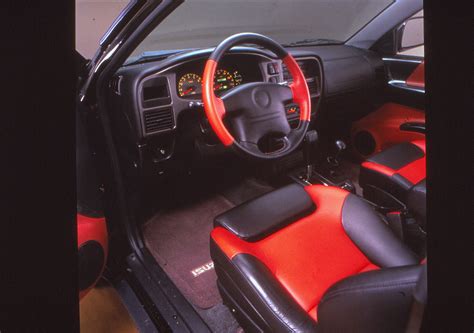 Isuzu Vehicross Interior