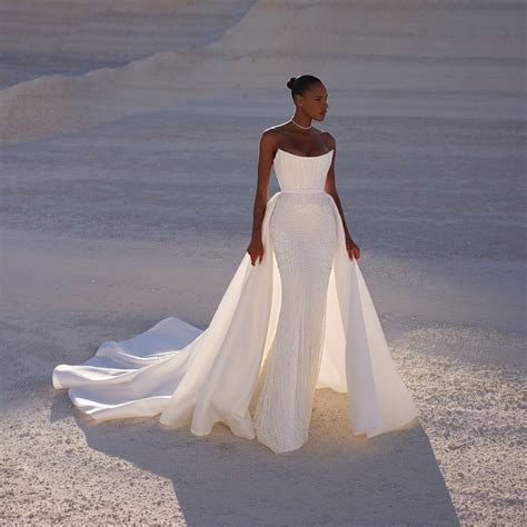 November Wedding Dresses 60 Photos