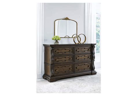 Maylee King Upholstered Bed With Dresser