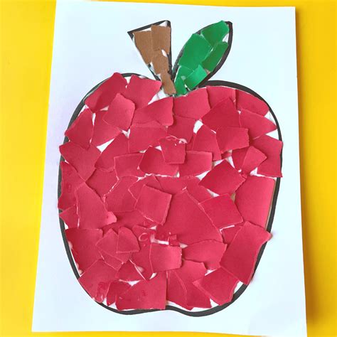Torn Paper Apples An Easy Fine Motor Activity Preschool Apple Week