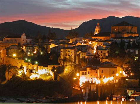 مدينة روندا في اسبانيا سائح