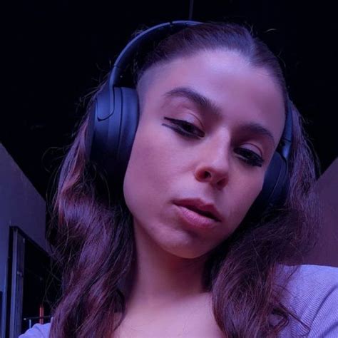 Professional Cuddler In Los Angeles California Sweetmars