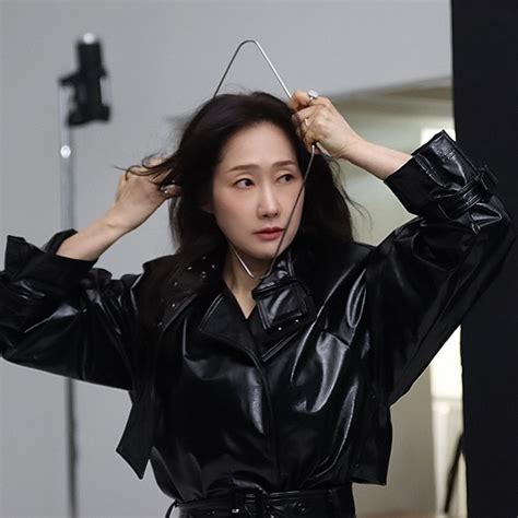 10 Hot Sexy Bae Hae Sun Bikini Pics