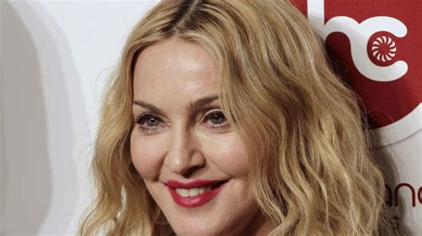 Z Madonno Ravnali Kot S Kraljico