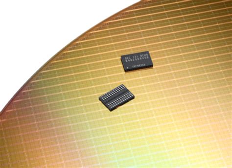 Exploring The Key Samsung Technologies That Enabled 10nm Class Dram