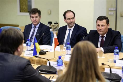 Міністерство розвитку громад територій та інфраструктури посилює