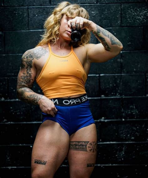 Female Powerlifter Artofit