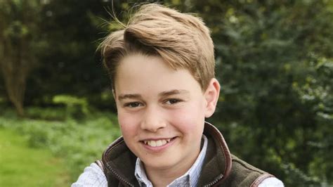 Daudz Laimes Princi Džordž Publicēti Mīlīgi Kadri