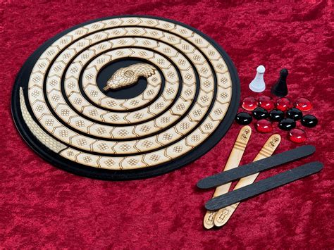 Mehen The Ancient Egyptian Game Of The Pharaohs Beautiful Wood And Gla