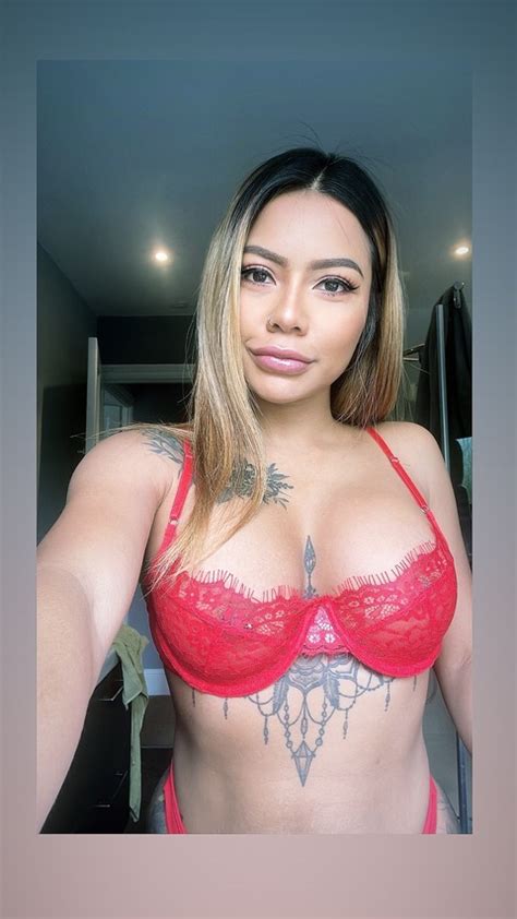20 Best Asian Onlyfans 2024 Hottest Celebrities To Follow