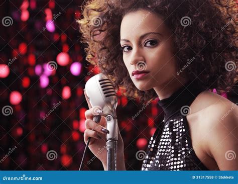 Jeune Vedette Du Rock Photo Stock Image Du Africain