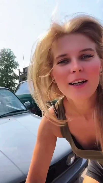 Девушка механик Е30 E30 Cargirl E30 Cartok E30girl юмор E30project Stance Drift