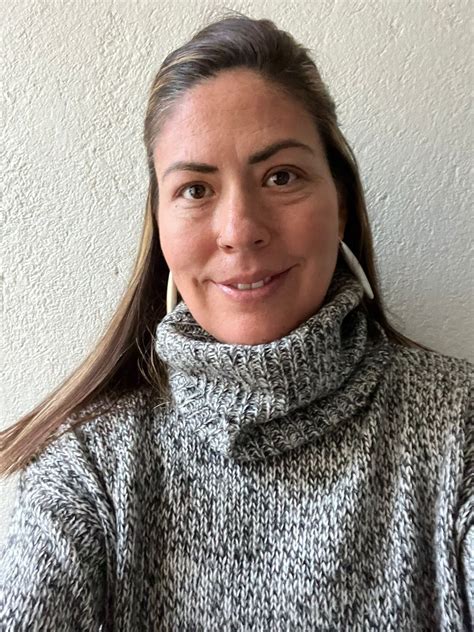 Zita Gil — Dancing Dialogue