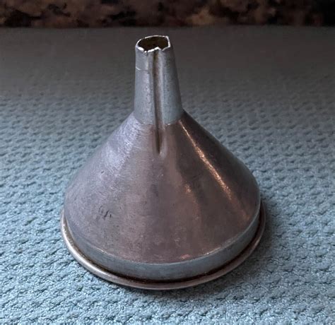 Vintage Aluminum Funnel And Tupperware Mini Wonderlier Keychain 1306 Etsy