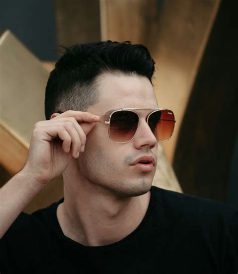 Best Sunglasses For Large Noses Best Sunglasses For Large Noses