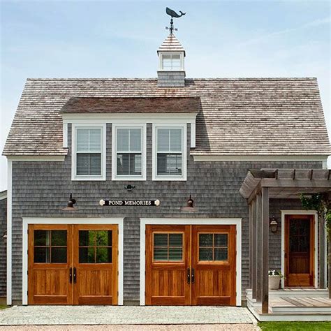 Try These Garage Remodeling Ideas For Impressive Curb Appeal Guest
