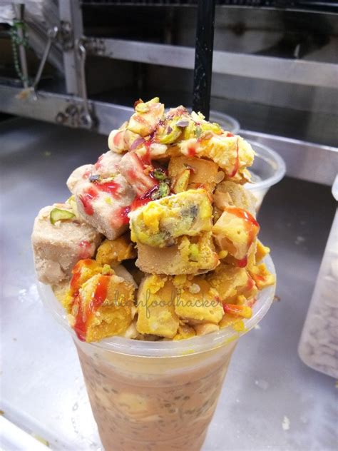 Best Falooda In Mumbai Baba Falooda The Great Indian Explorer